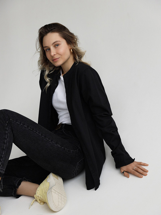 Solomiya Zelenska | Artfully Walls