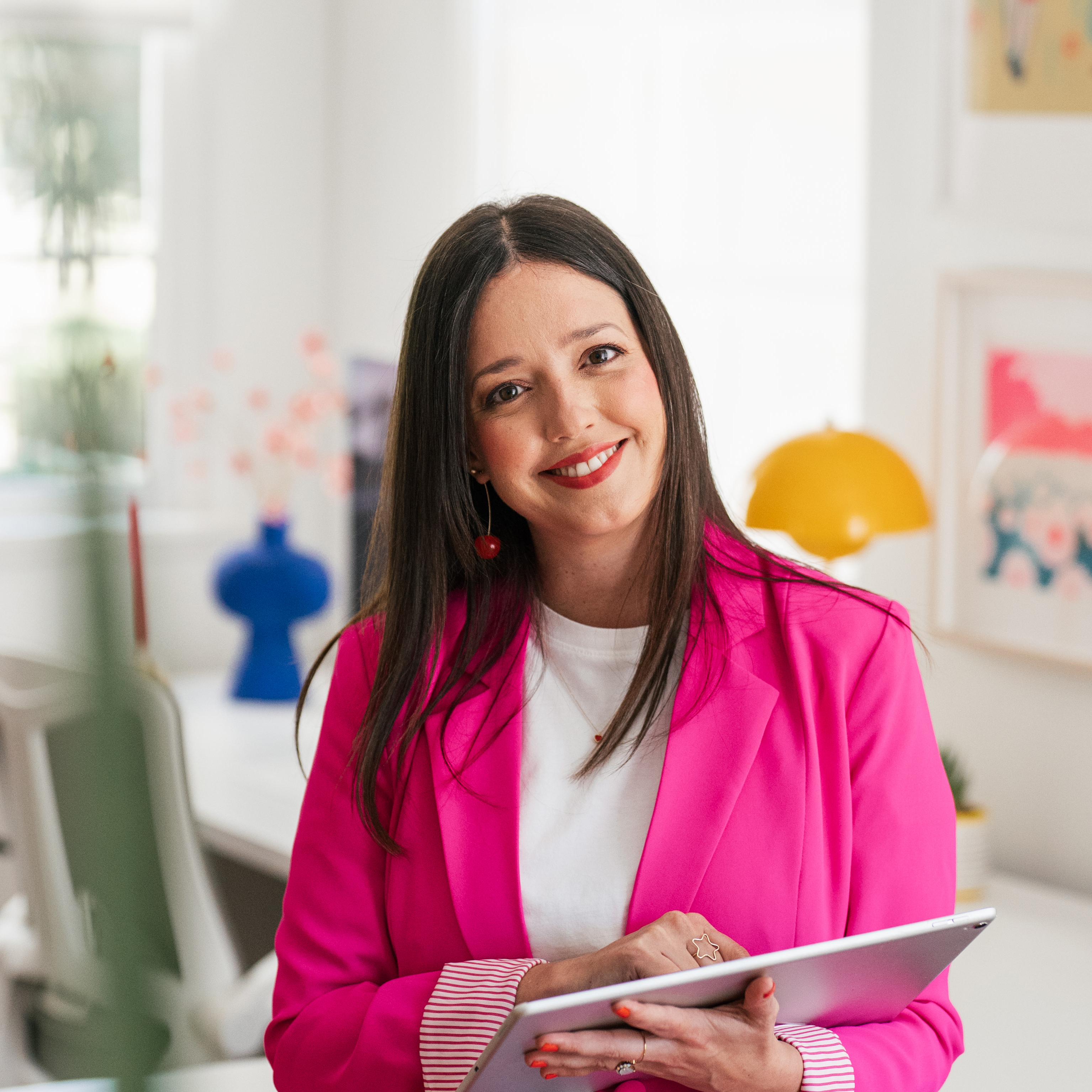 Isabel Serna | Artfully Walls